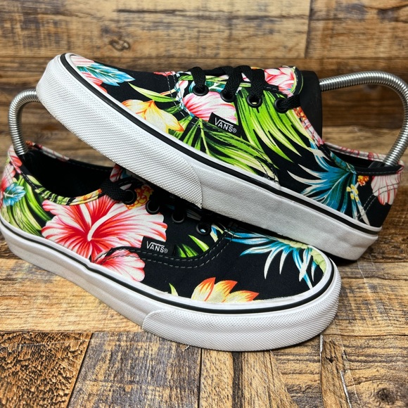 Vans | Shoes | Vans Tropical Sk8 Shoes Womens 7 Classic Black Old Skool ...